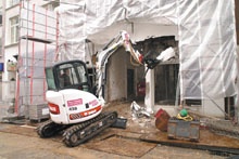 Professional Demolition International - New compact equipment in top ...